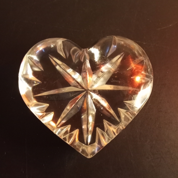 no brand | Art | Signed Cut Crystal Heart Shaped 4 Paperweight | Poshmark
